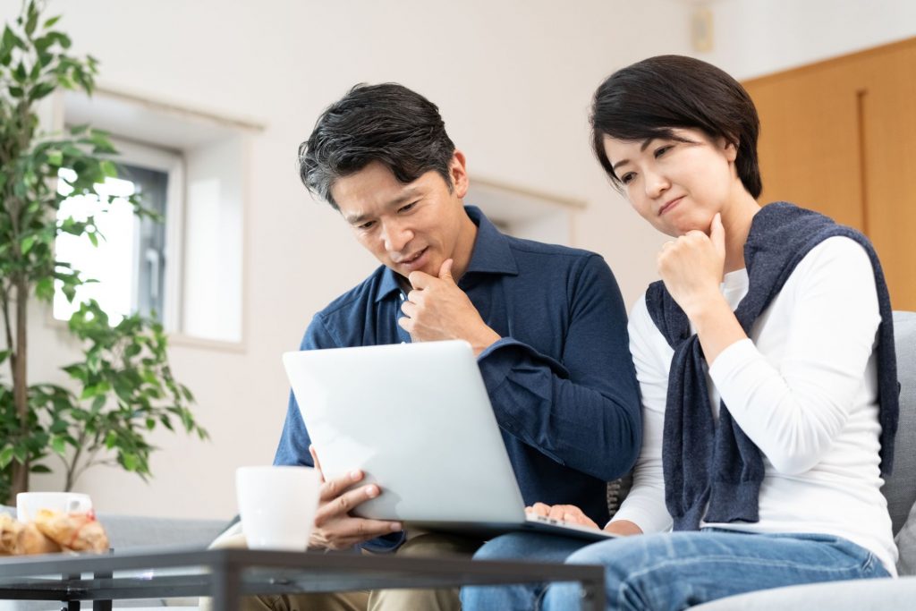 自営業者の年金はいくら？年金の仕組みやおすすめの年金対策についても解説|COZUCHI